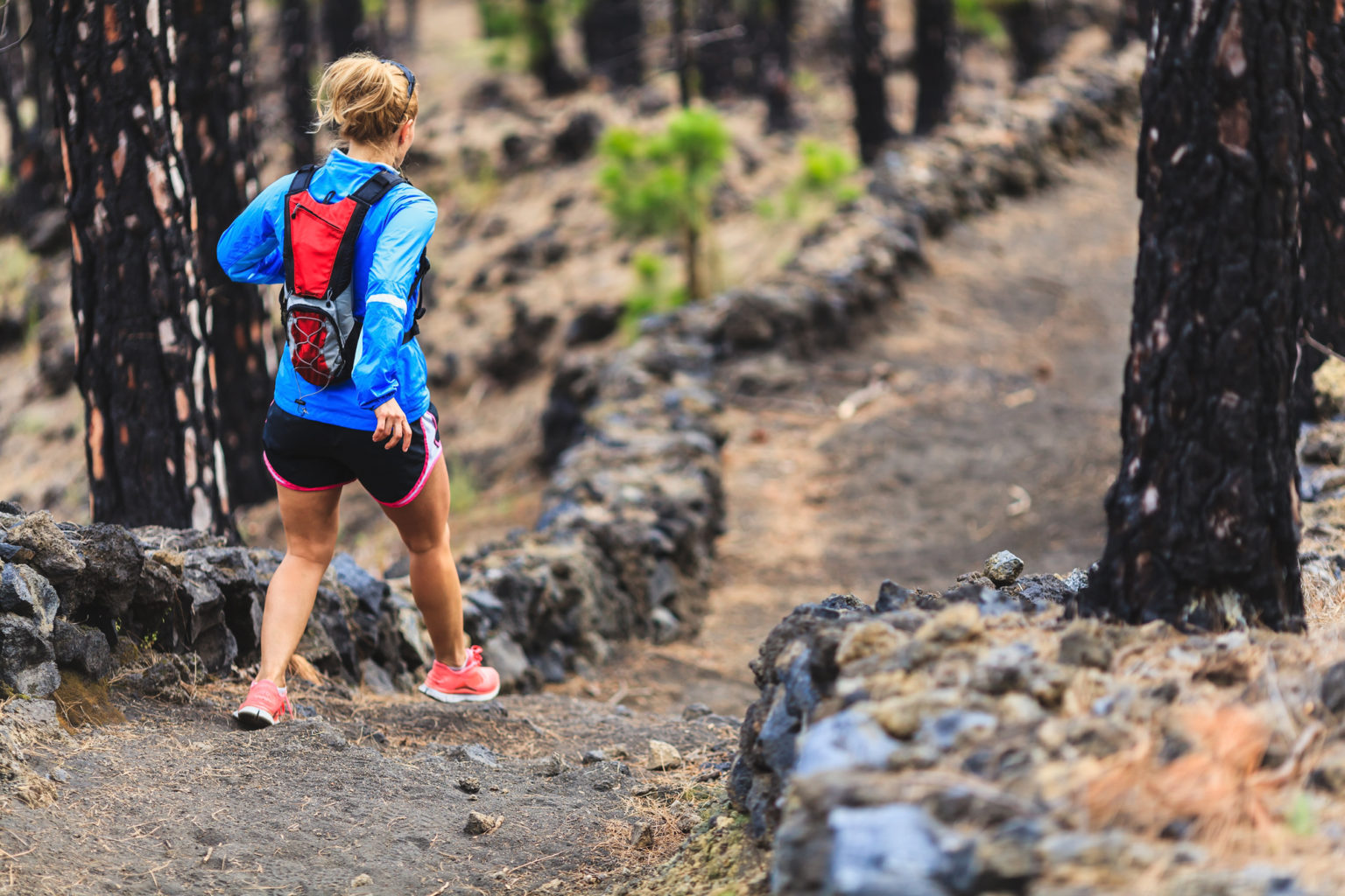 Trail Running vs Road Running: 7 Factors to Consider