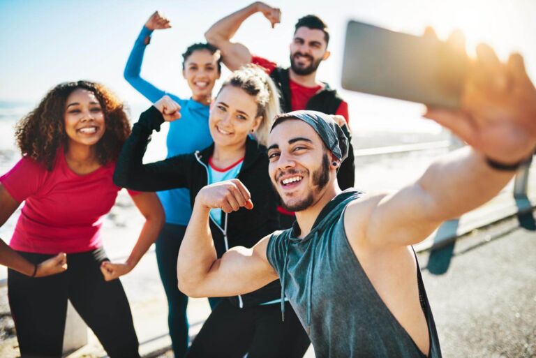 How Do Runners Take Pictures Of Themselves? 6 Easy Steps To Follow ...