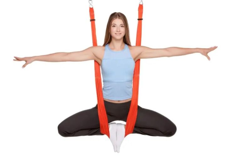 11 Best Yoga Trapeze Choices For The Home And Yoga Studio
