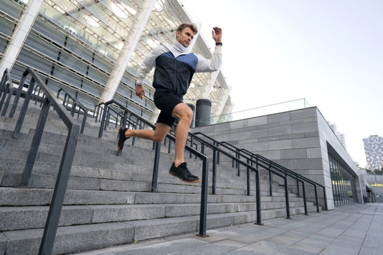 10 Famous Free Runners: Unleashing Urban Acrobatics